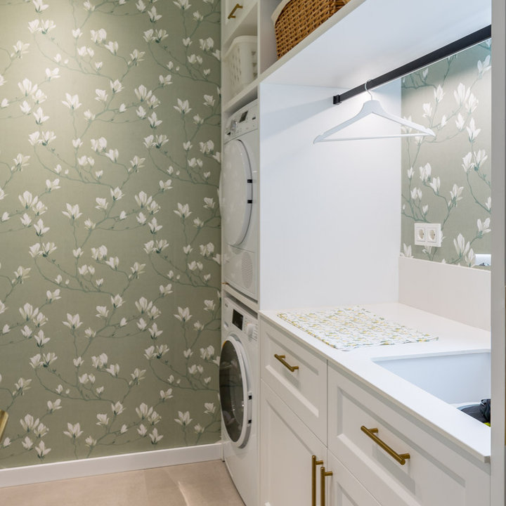 75 Beautiful Utility Room with Wallpapered Walls Ideas and Designs ...