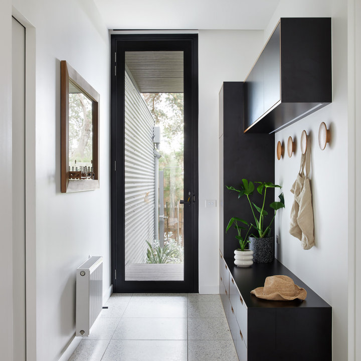 75 Beautiful Contemporary Boot Room Ideas and Designs - October 2025 ...