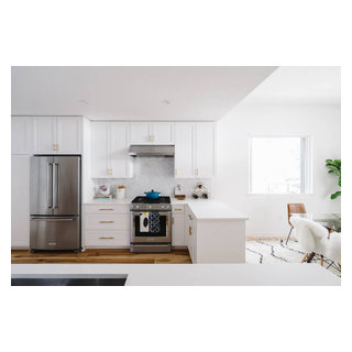 Mueller Modern Scandinavian Farmhouse: Kitchen - Scandinavian - Kitchen ...