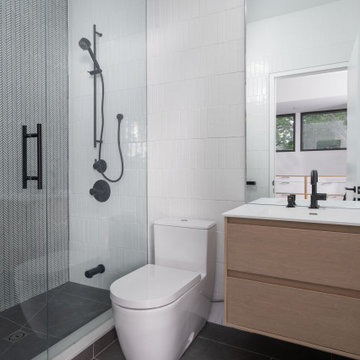 Three Quarter Bath Ideas - Photos & Ideas | Houzz