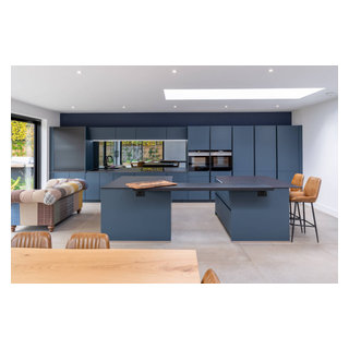 Fjord Blue Kitchen in Harpenden - Modern - Kitchen - Hertfordshire - by ...