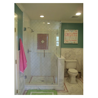 Terrell Hills Tween Girl's Bathroom Remodel - Traditional - Bathroom ...