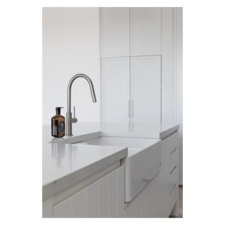 Como - Beach Style - Sydney - by Vicello Kitchens | Houzz AU