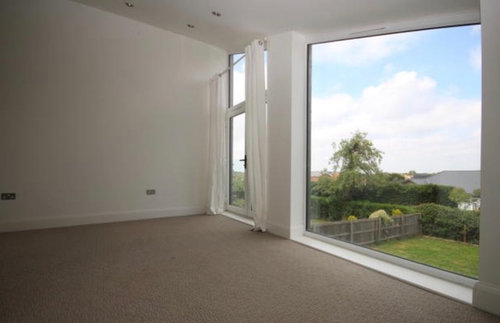 wonky window coverings?