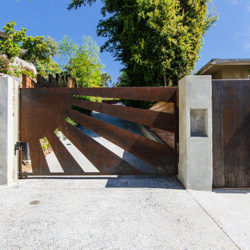 Corten Steel Gate - Photos & Ideas | Houzz