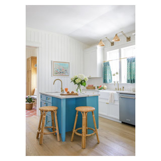 Proctor Residence in Vero Beach, Florida - Beach Style - Kitchen ...