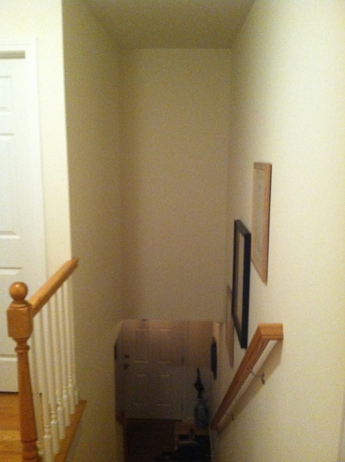 What to do with big empty space in stairway