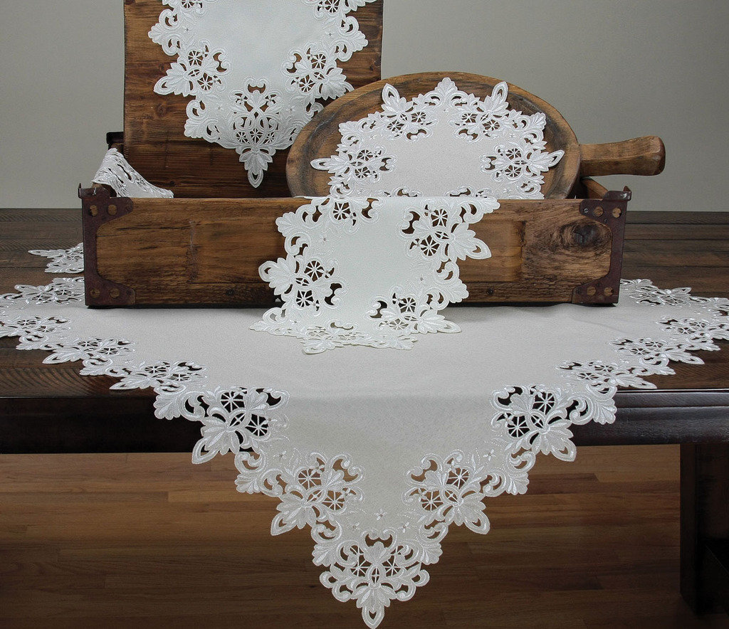 Victorian Lace Embroidered Cutwork Table Runner, 15'x54" - Traditional ...