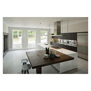 The Mount, Oxshott, Surrey for Consero London - Contemporary - London ...