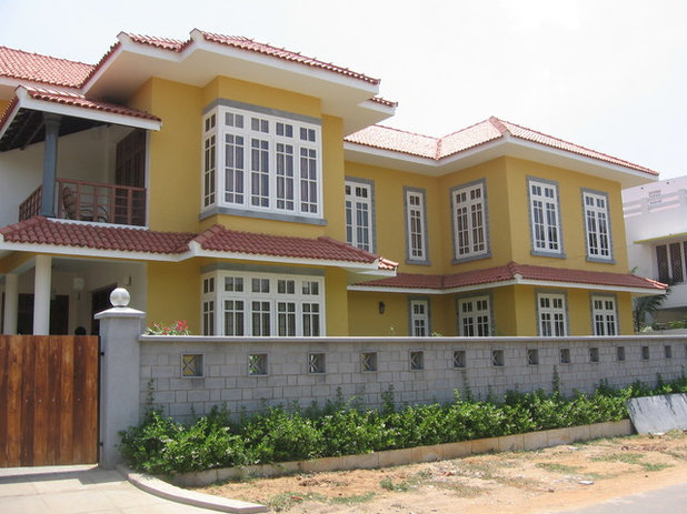 Indian Homes: Exterior Colour Combinations for Houses