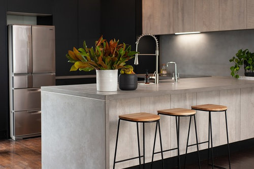 Before & after: an industrial warehouse-style kitchen | Houzz AU