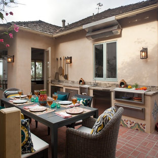 75 Beautiful Mediterranean Courtyard Patio Pictures & Ideas | Houzz
