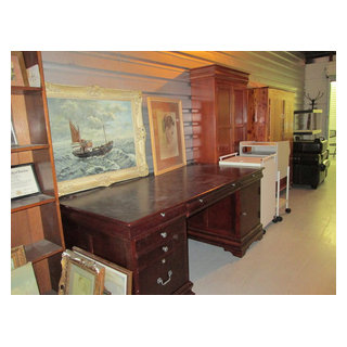 10x25 Storage Unit - Traditional - Houston - by Restorganize, LLC | Houzz