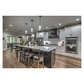Stables Loop Craftsman - Craftsman - Kitchen - Atlanta - by Timberlake ...