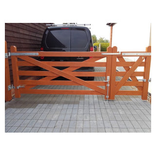 Wooden Driveway Gates - Devon - par Gates and Fences UK | Houzz