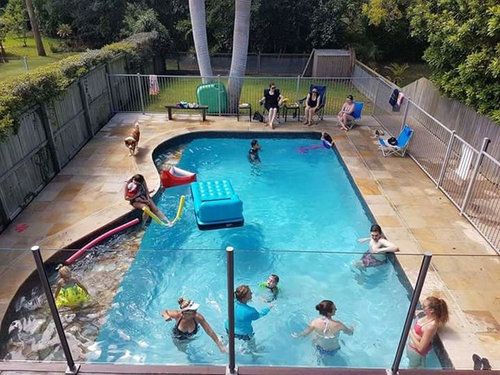 Ideas to dress up pool area | Houzz AU