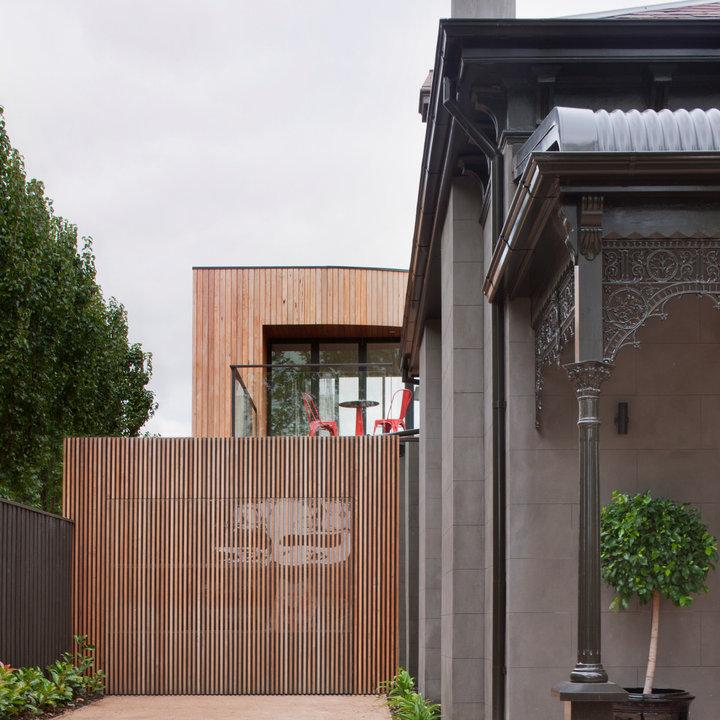75 Beautiful Small Garage Ideas and Designs - May 2026 | Houzz UK