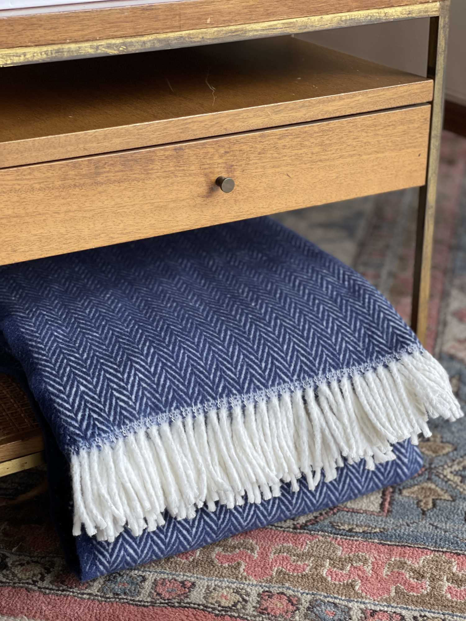 Navy Blue and White Dreamy Soft Herringbone Throw Blanket ...