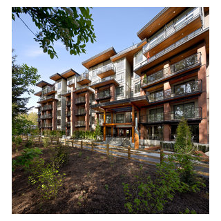 2017 Attached Homes Mid-to High-rise Condo/Apartment (Entire Project ...