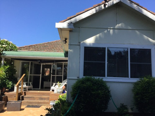 Live in a fibro. What can I do to improve its look | Houzz AU