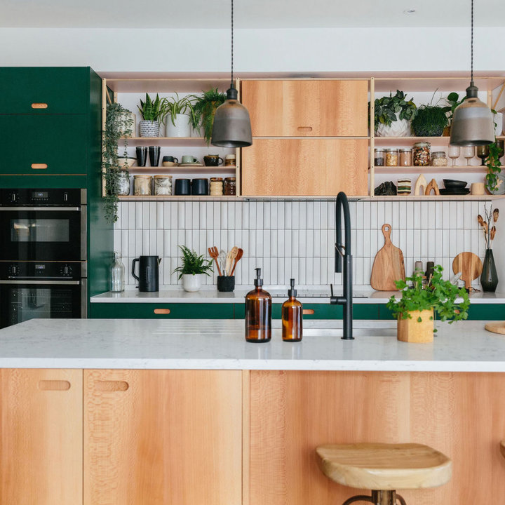 75 Beautiful Medium Sized Kitchen Ideas and Designs - February 2025 ...