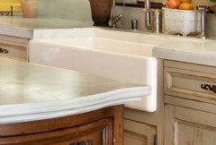 How should farmhouse sink meet mitered edge countertop? | Houzz Forum