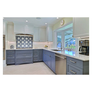 Blue Cottage Kitchen - Kitchen - by Project Guru | Houzz