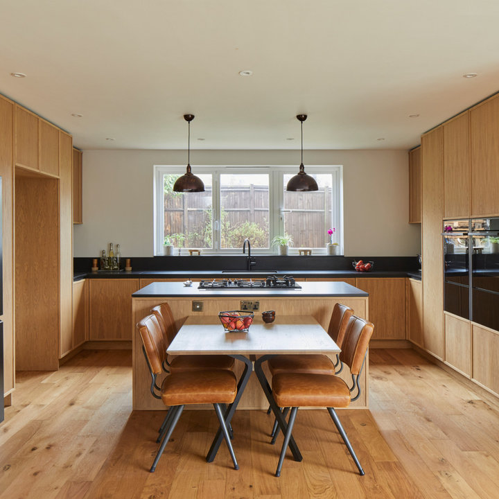 75 Beautiful Large Kitchen Ideas and Designs - July 2025 | Houzz UK