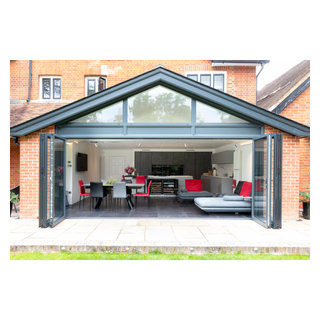 Vann House Finchampstead - Modern - House Exterior - Berkshire - by ...