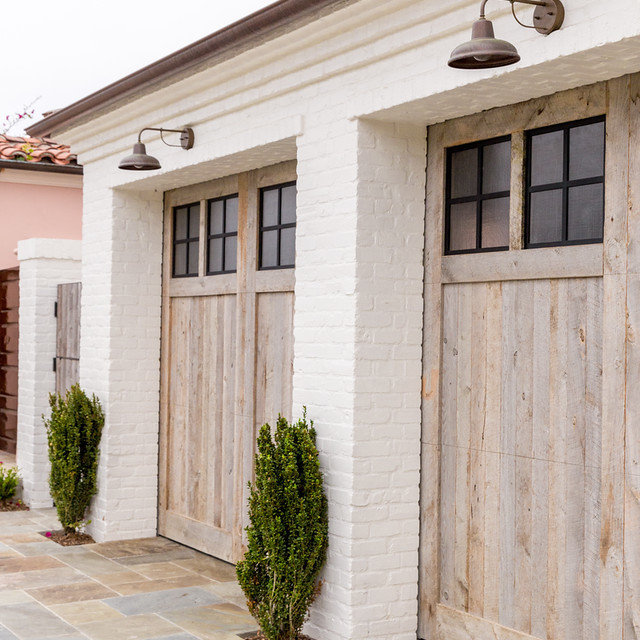 75 Mediterranean Garage Ideas You'll Love - May, 2026 | Houzz