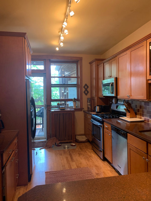 Placement of recessed ceiling lights in kitchen