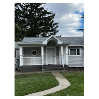 Composite Deck Front Porch and Barrel Cove Entryway - Contemporary ...
