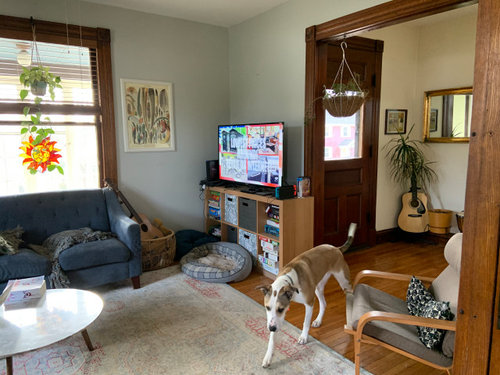 14 x 11 living room with two entryways and 4 kids