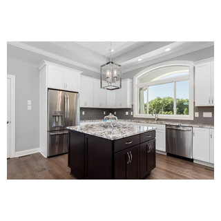 The Brookvale - Craftsman - Kitchen - Columbus - by DiYanni Custom ...