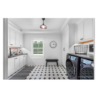Modern Alan Farmhouse - Modern - Laundry Room - Chicago - by Meyer ...