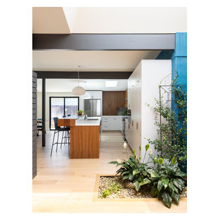 Two Tone Kitchen with Split Level Island - Midcentury - Kitchen ...