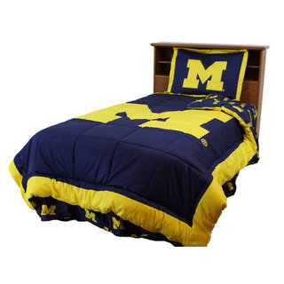Michigan Wolverines Reversible Comforter Set, Twin, Full - Traditional ...