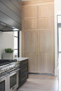 Shaker style oak cabinets