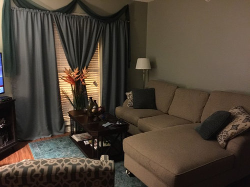 Bumpy wall wallpaper