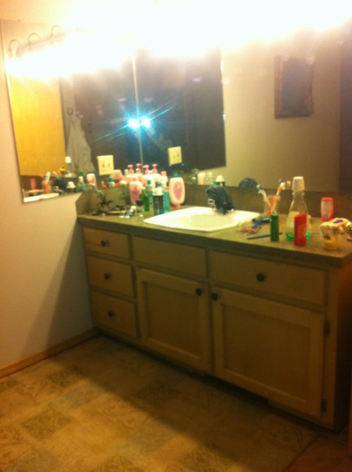 Ugly bathroom vannity