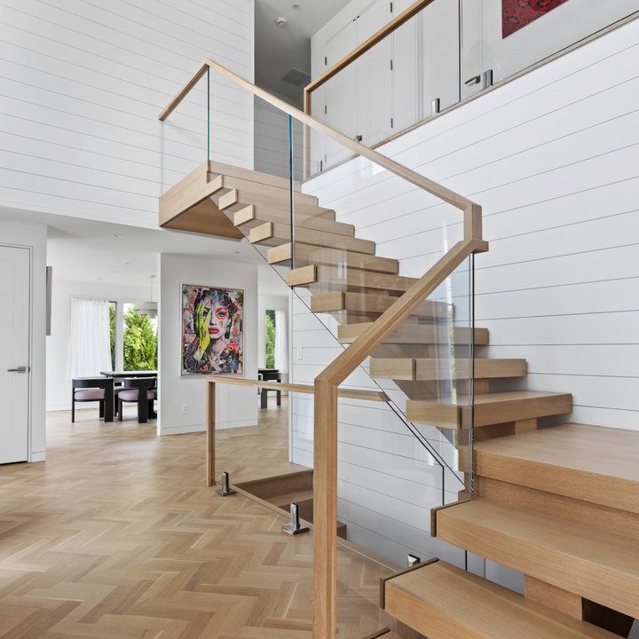 75 Beautiful Staircase with Tongue and Groove Walls Ideas and Designs ...