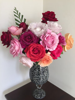 Which roses would look good together?