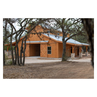 Premier Timber Barns - Farmhouse - Shed - Austin - by TimberTown | Houzz