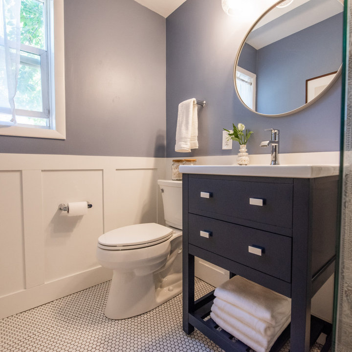 75 Beautiful Small Cloakroom Ideas and Designs - May 2023 | Houzz UK