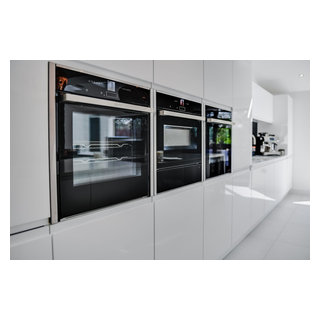 Strada Gloss Kitchen by Homestyle Kitchens - Contemporary - Kitchen ...