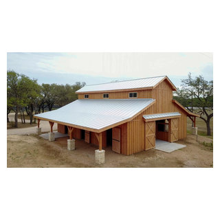 Premier Timber Barns - Farmhouse - Shed - Austin - by TimberTown | Houzz