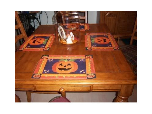 Halloween kitchen & table (pics)