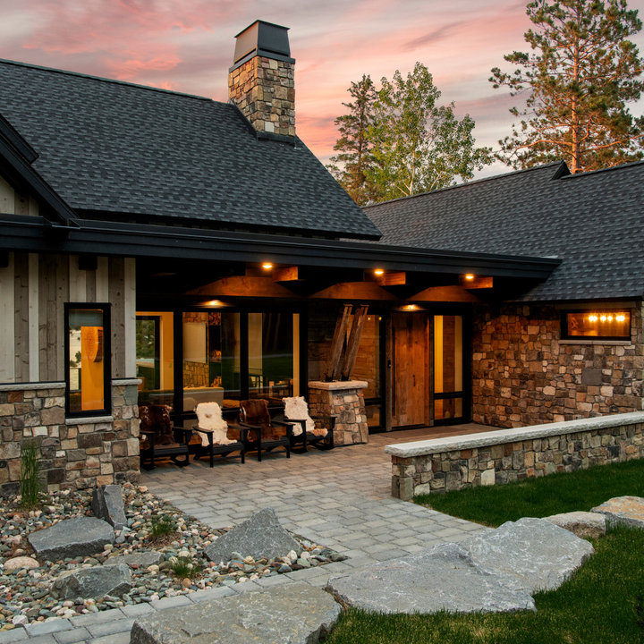 75 Rustic Mixed Siding Exterior Home Ideas You'll Love - July, 2025 | Houzz