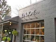 Needs ideas to modernize my "boring" apartment complex units