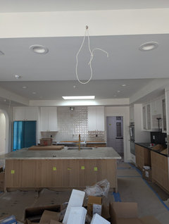 White kitchen/ Taj Mahal countertop/ backsplash help!